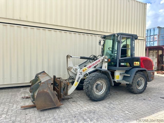 Utovarivač na točkovima
TAKEUCHI TW9 /4.800 KG /Deutsche Maschine /Gabel+Schaufel