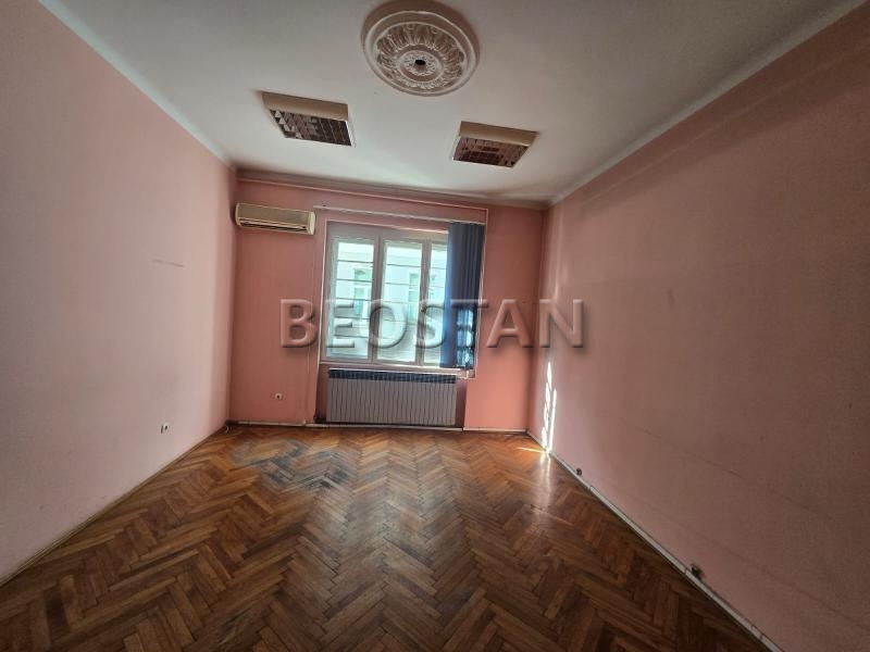 Centar - Stari grad #2764901 800 €