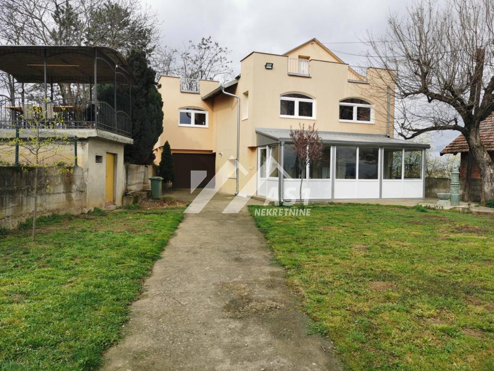 IZDAJE SE DVOSOBAN STAN U PETROVARADINU ID#4112 350 €