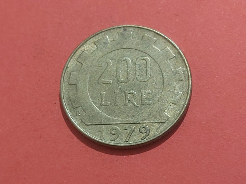 Italija - 200 lira 1979 god