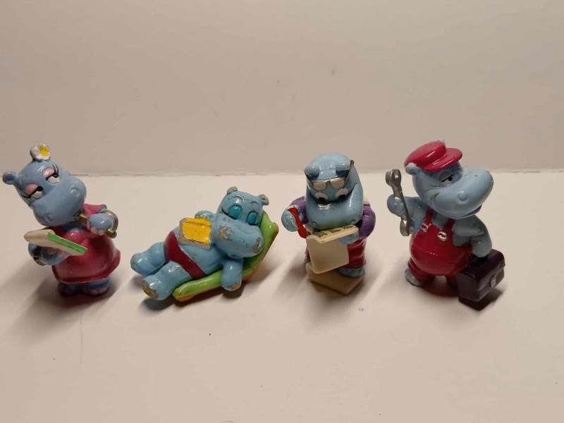 Kinder figurice Hippo 4 komada 100 dinara