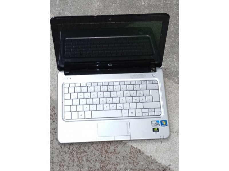 **LAPTOP COMPAQ 311 MINI
