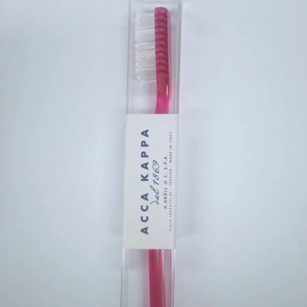 Acca Kappa Toothbrush – Hard Nylon Bristles – Četkica za zube od tvrdih najlonskih vlakana