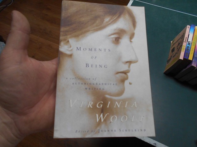 Virginia Woolf - Moments of being