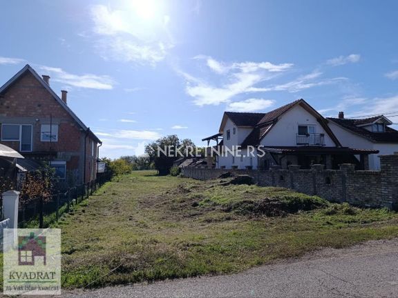 Plac, 28 ari, Zabrežje, Obrenovac - 55.000€