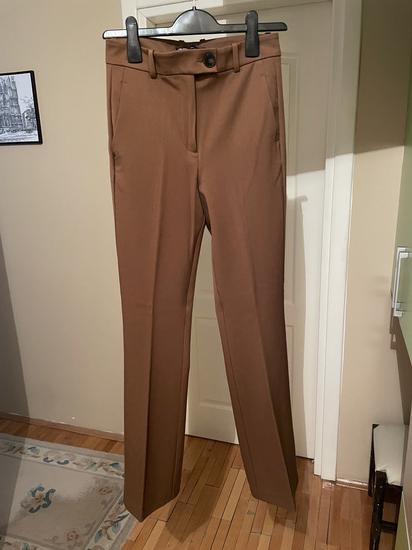 Pantalone NOVO Zara