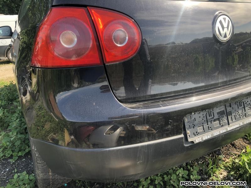 Volkswagen Golf 5 Zadnje Lampe