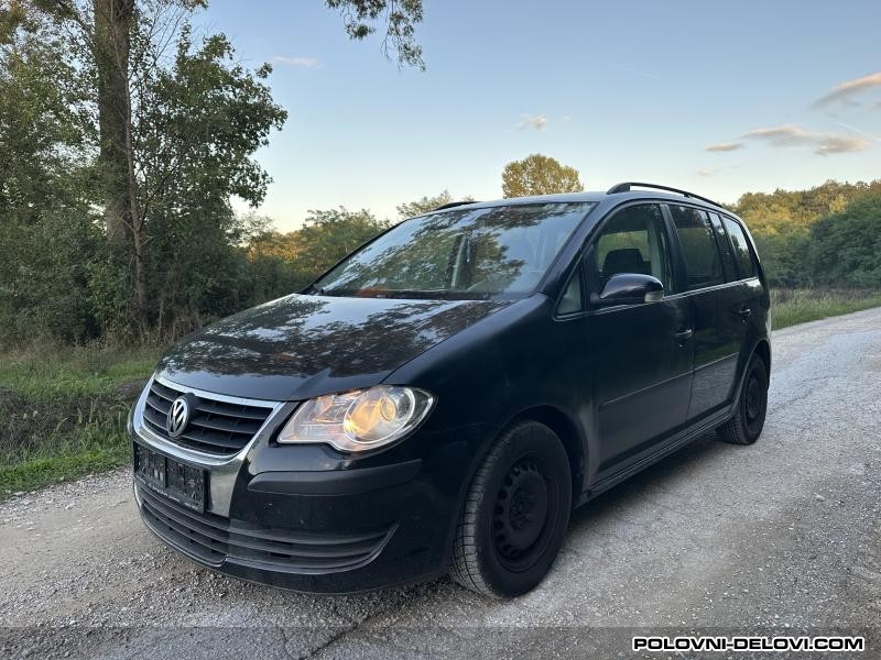 Volkswagen Touran 1.9 Bls Kompletan Auto U Delovima