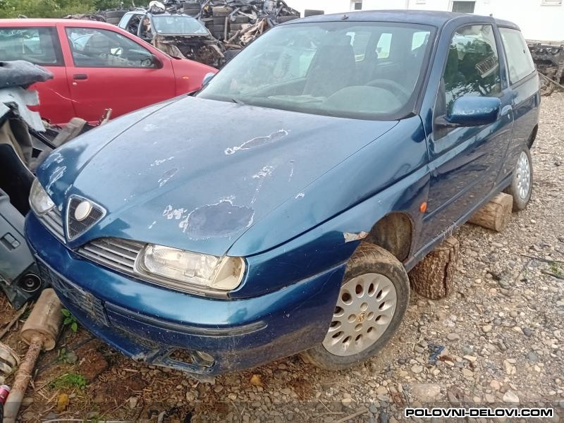 Alfa Romeo 145 Kompletan Auto U Delovima