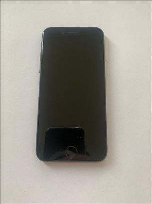 Iphone 8 64gb crni BP
