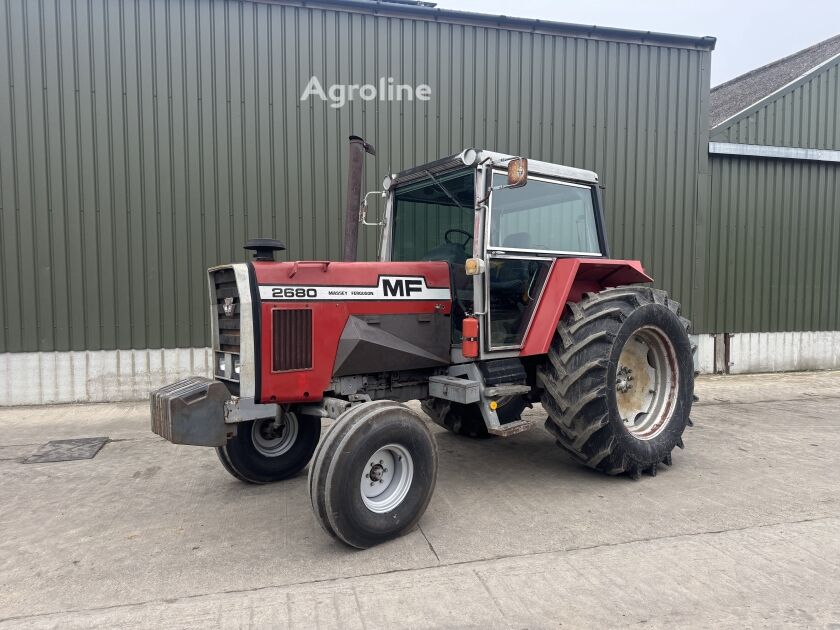Massey Ferguson 2680 2WD **Low Hours** traktor točkaš