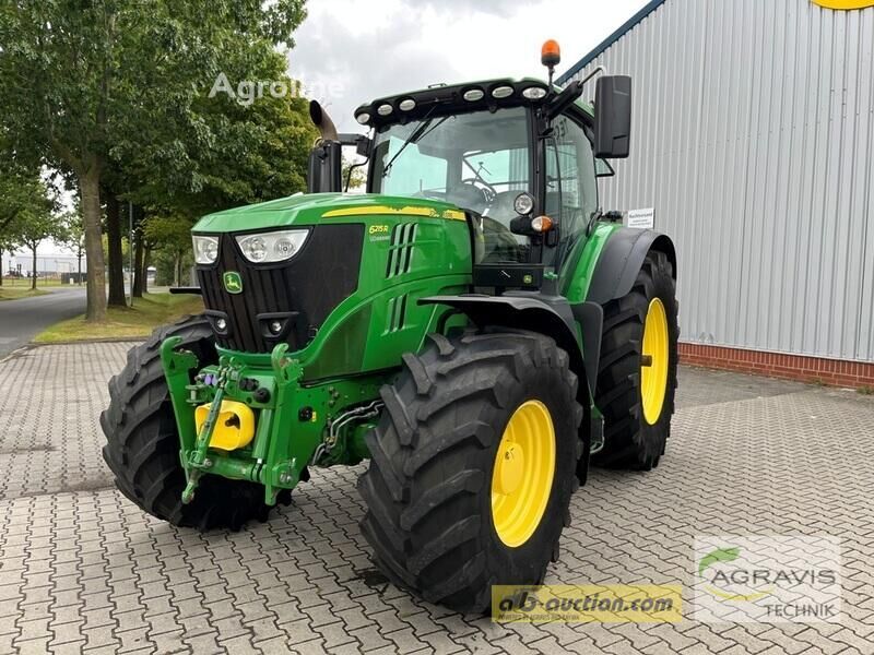 Prodaje se John Deere 6215R traktor točkaš na aukciji
