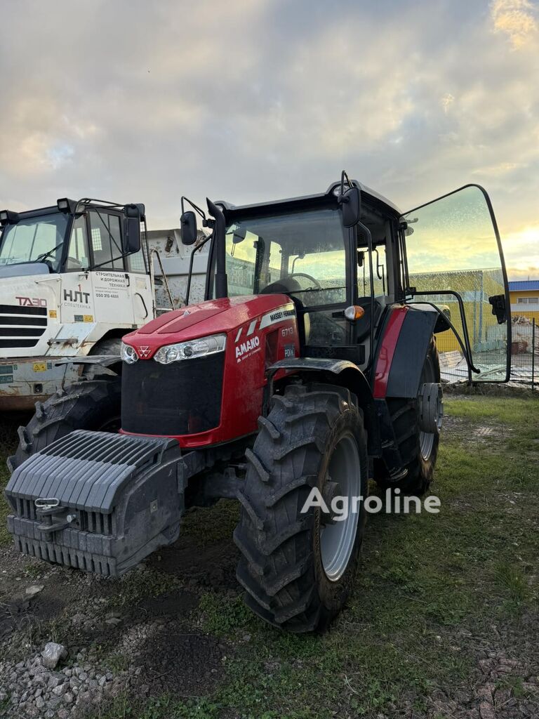 Massey Ferguson MF6713 traktor točkaš