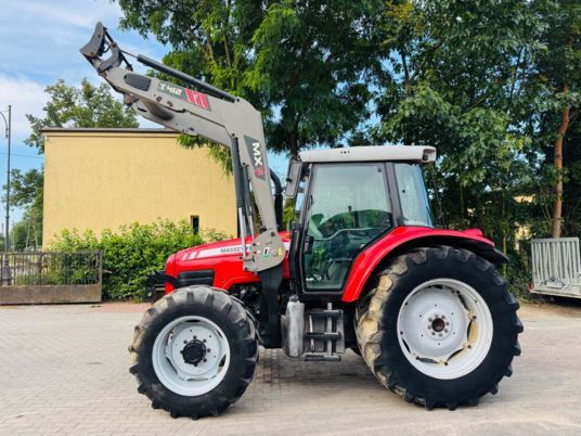 Massey Ferguson 5460 traktor točkaš
