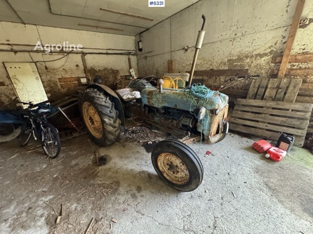 Fordson Dexta traktor točkaš