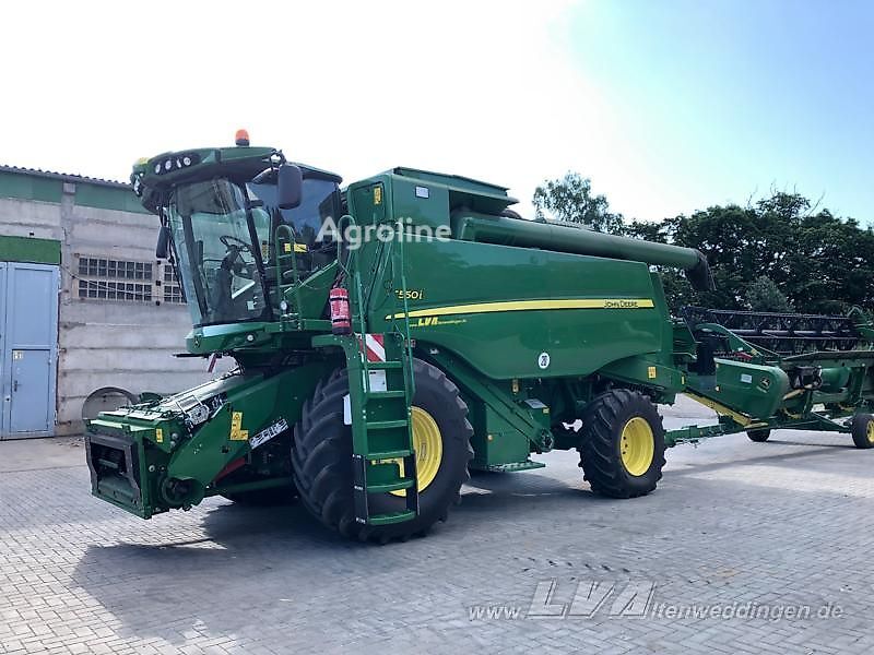 John Deere T550 kombajn za žito
