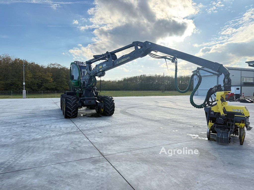 John Deere 1270G 8w harvester