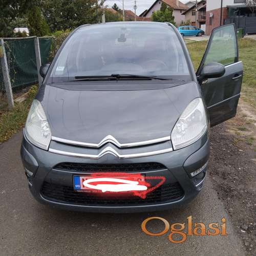 Prodajem Citroen c4 Pikaso,nov akumulator nove prednje gume