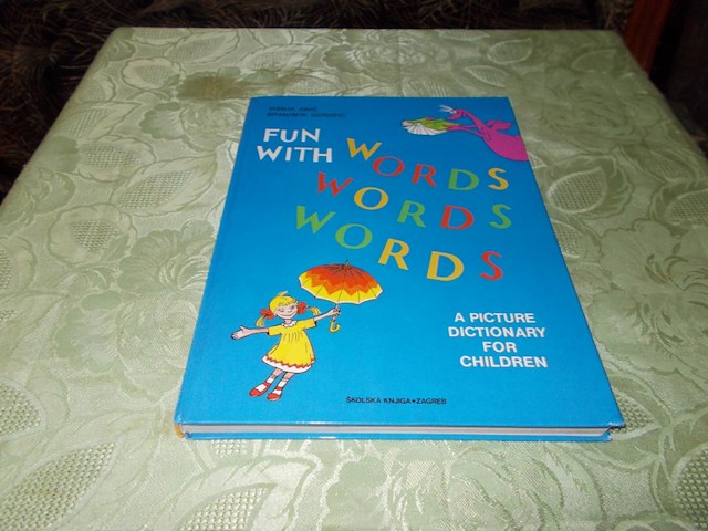 Fan with Words - A Picture Dictionary for Children