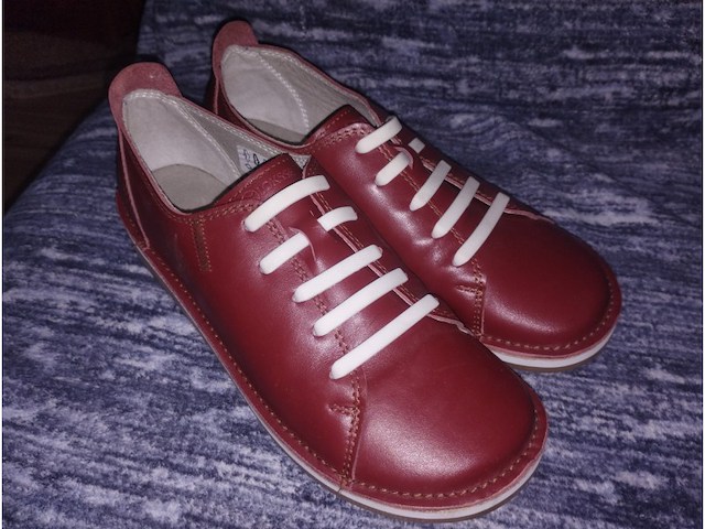 Prelepe Loksse cipele od ciste koze broj 39