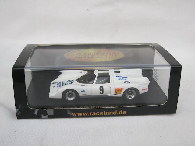 1:43 spark chevron BMW B16