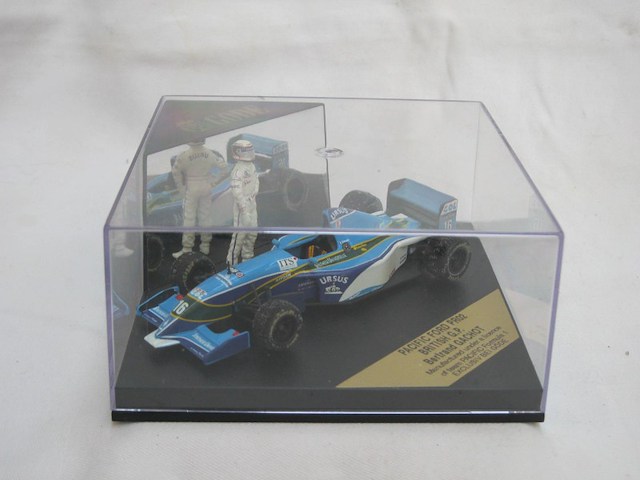 1:43 quartzo pacific ford PR02