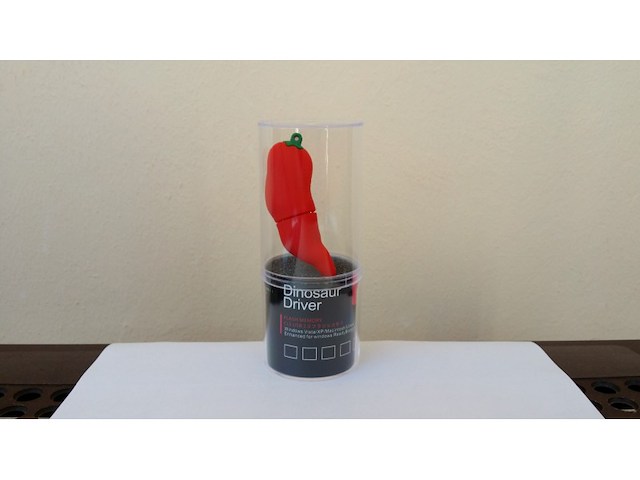 USB flash lutkica Paprika - 16GB