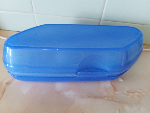 Tupperware kutija za jaja (za 6kom)