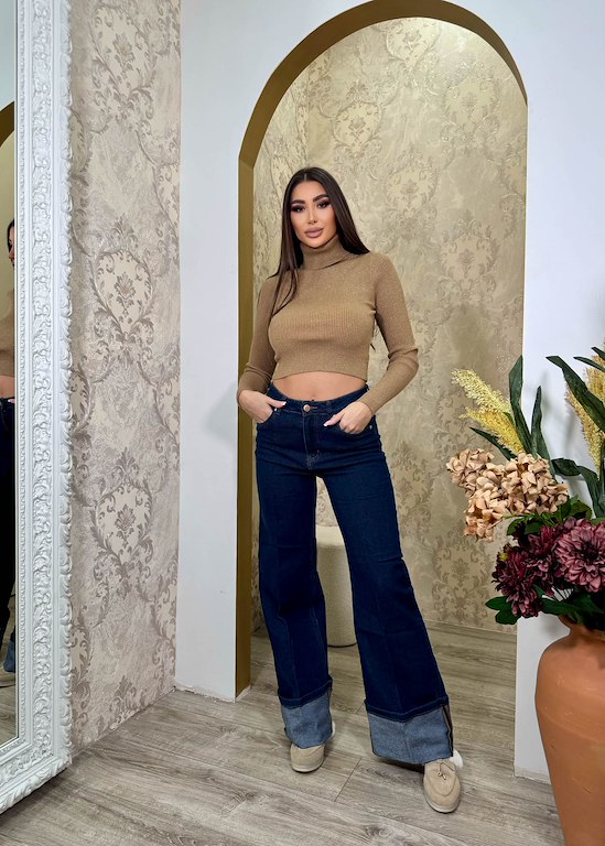 Tamne texas pantalone sa podvrnutom nogavicom