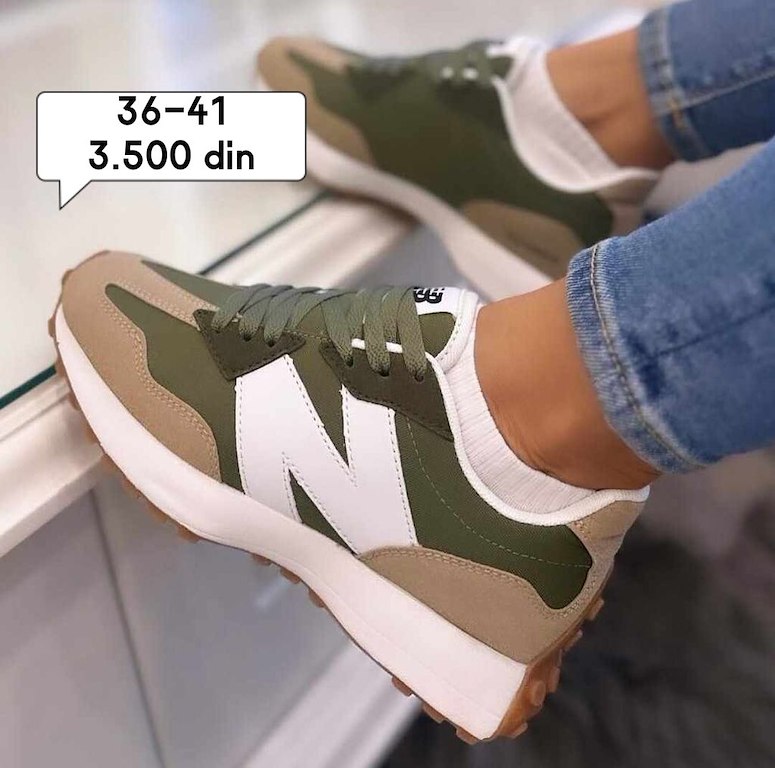 New Balance, 38