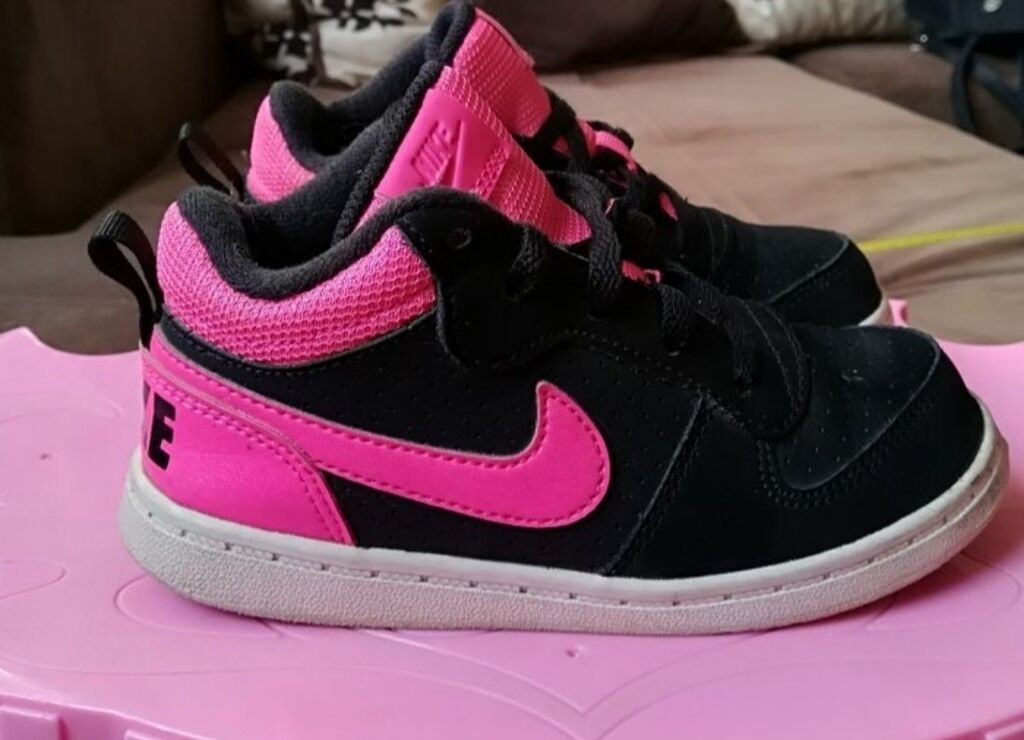 Nike patike,crno pink br27