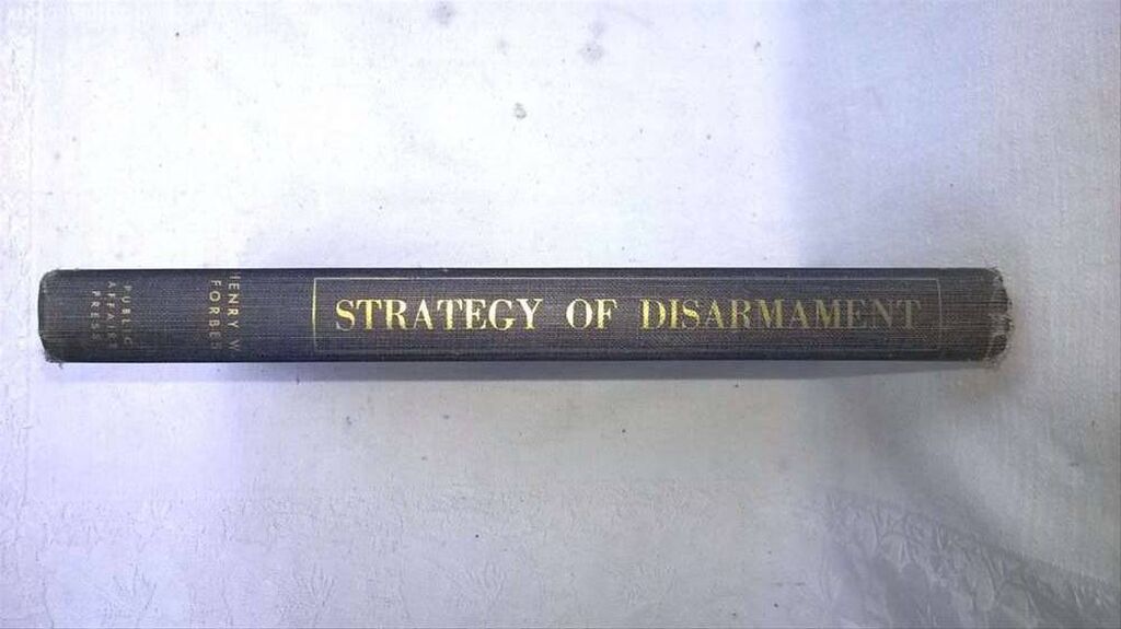Knjiga: The strategy of disarmament(Strategija razoruzanja), Henry