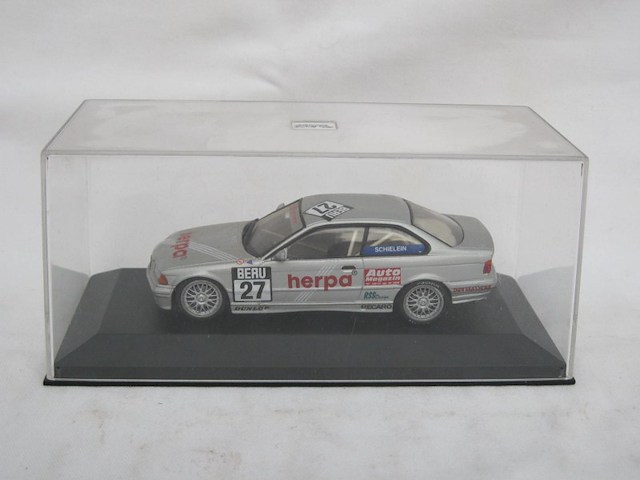 1:43 minichamps BMW 325i coupe E36 DTT