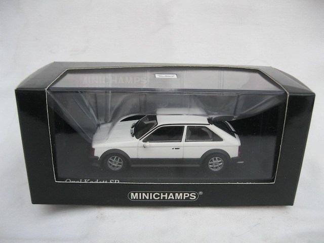 1:43 minichamps opel kadett SR