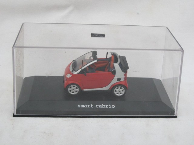 1:43 minichamps smart fortwo