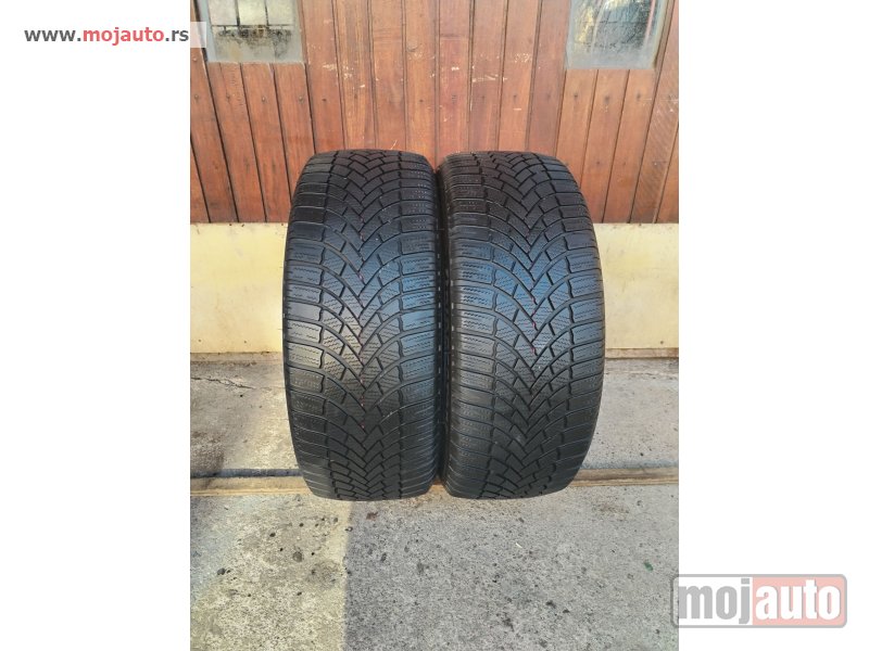 3375. Gume BRIDGESTONE 17-ice, ZIMSKE 215/55, Šara 5,0 mm, DOT 1522