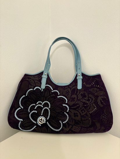 Emporio Armani ljubicasta velur torba