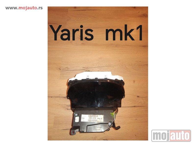 Yaris mk1 kilometar sat