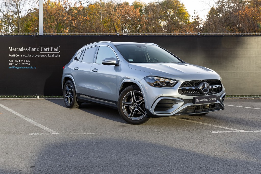 MERCEDES GLA