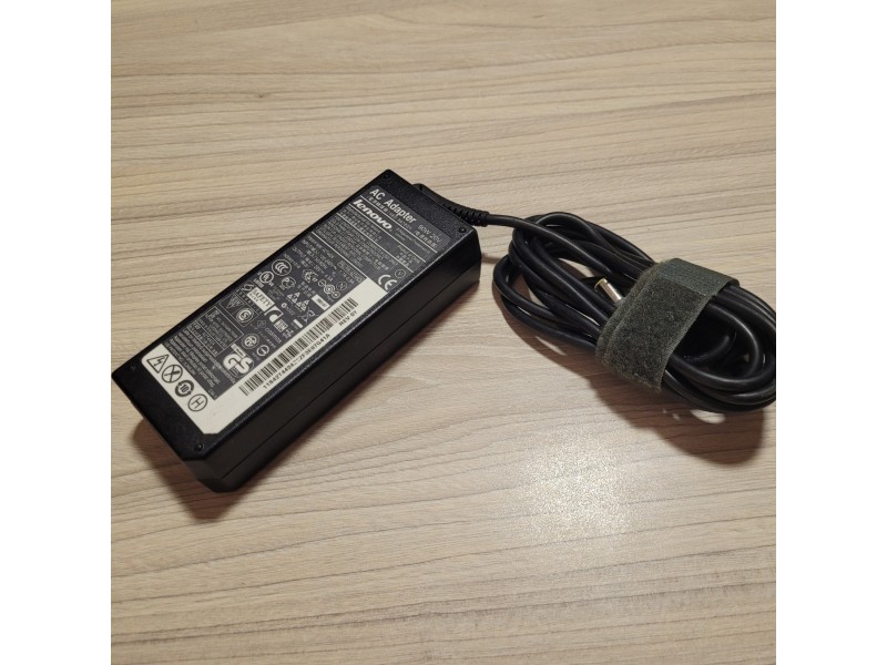LENOVO adapter sa iglicom 90W 20V 4.5A