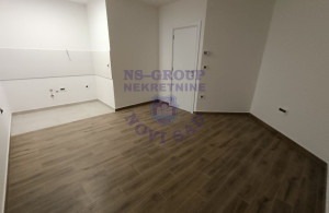 Prodajem Stan-Apartman, Sadovi, Novi Sad Okolica