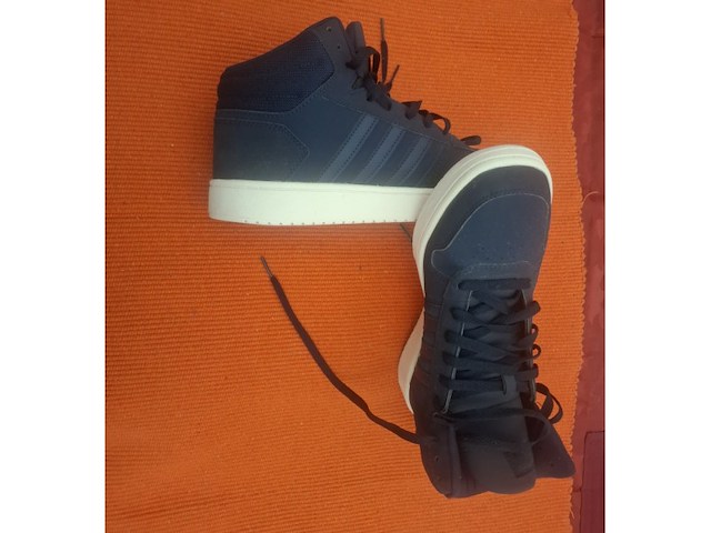 Patike Adidas broj 46 - NOVE
