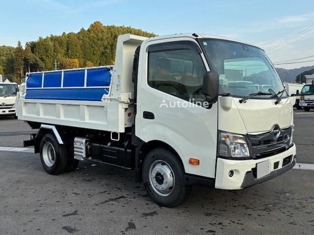 Hino DUTRO kiper