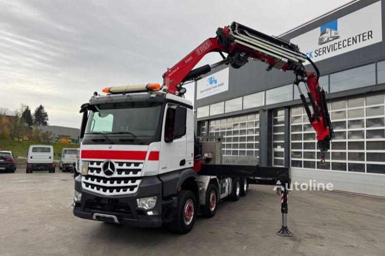 Mercedes-Benz Arocs 3251 8x4 Fassi 660 6-6 kamion s ravnom platformom