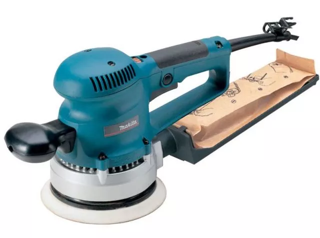 Makita - Ekscentrična brusilica BO6030