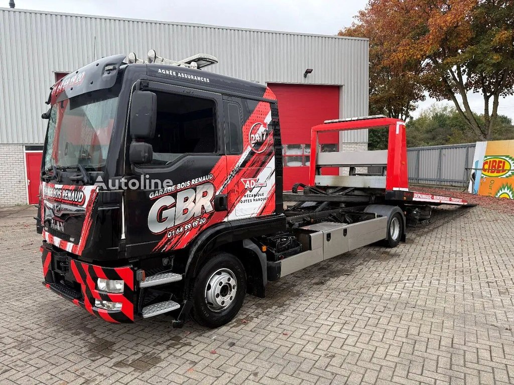 MAN TGL 12.250 / ENGINE RUNNING / ONLY:276364 KM / TOW-TRUCK / CLEPE šlep auto nakon udesa