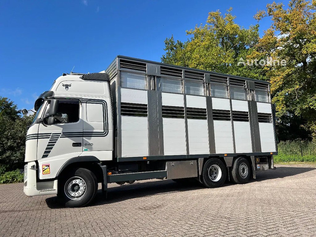 Volvo FH 13.540 Globe XL 6x2/4 IRMA Livestock kamion za prevoz stoke