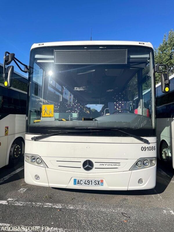 Prodaje se Mercedes-Benz INTOURO prigradski autobus na aukciji