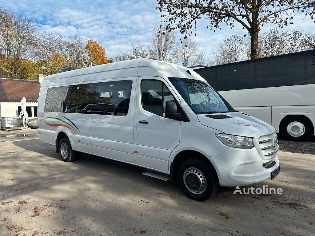 Mercedes-Benz Sprinter 516 putnički minibus