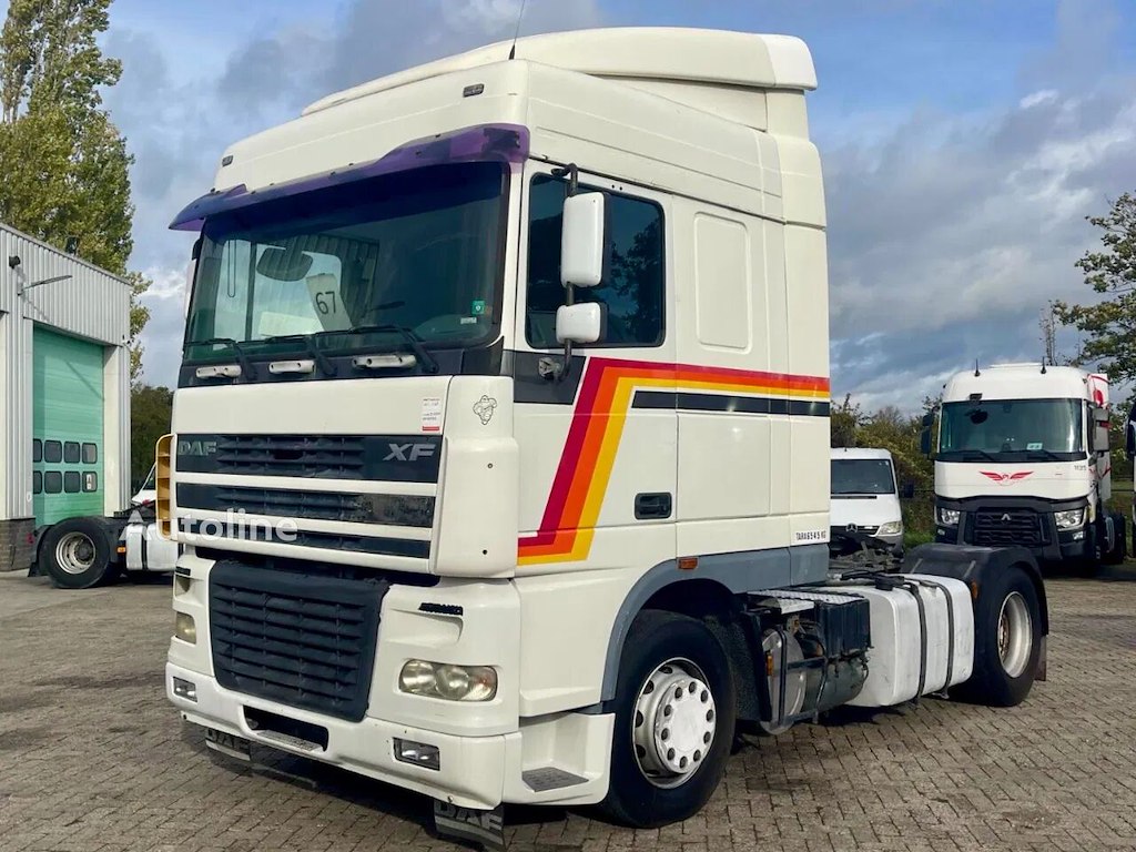 DAF 95.480 VERY CLEAN! EURO 4, PTO, HYDRAULIC, 2X FUEL TANK tegljač